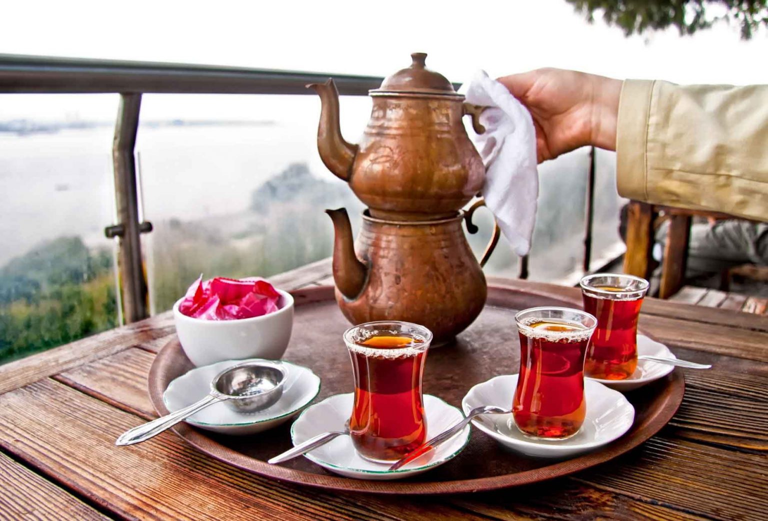 Yanlış Çay Demleme Sağlık Sorunlarına Davetiye Çıkarıyor - Şifalı Tarifler